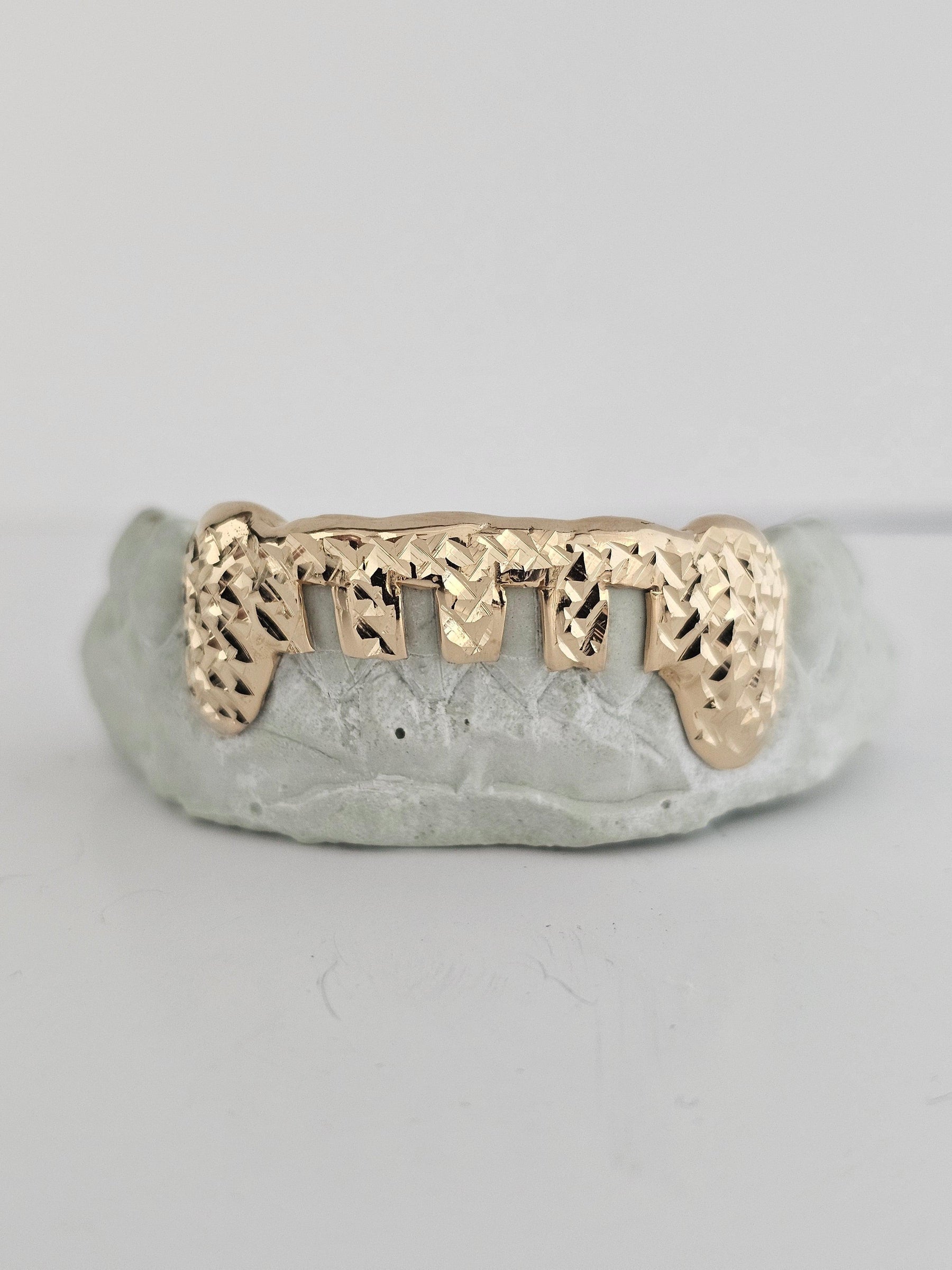 DESIGN YOUR GOLD GRILLZ - DQ1006 – Gold Teeth America